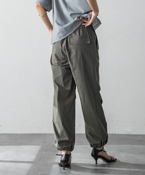 MAYSON GREY（メイソングレイ）の「ミリタリーパラシュートパンツ（カーゴパンツ）」 - WEAR