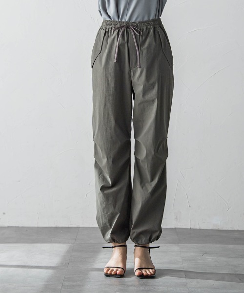 MAYSON GREY（メイソングレイ）の「ミリタリーパラシュートパンツ（カーゴパンツ）」 - WEAR