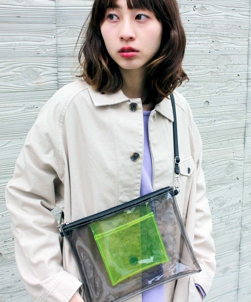 Sinfu（シンフ）の「【 SINFU/ シンフ】クリアビニール2WAY サコッシュ（ショルダーバッグ）」 - WEAR