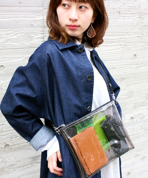 Sinfu（シンフ）の「【 SINFU/ シンフ】クリアビニール2WAY サコッシュ（ショルダーバッグ）」 - WEAR