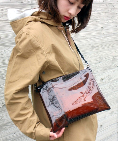Sinfu（シンフ）の「【 SINFU/ シンフ】クリアビニール2WAY サコッシュ（ショルダーバッグ）」 - WEAR