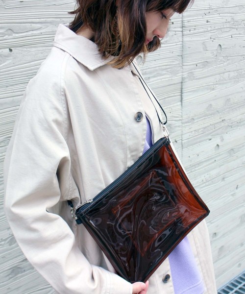 Sinfu（シンフ）の「【 SINFU/ シンフ】クリアビニール2WAY サコッシュ（ショルダーバッグ）」 - WEAR
