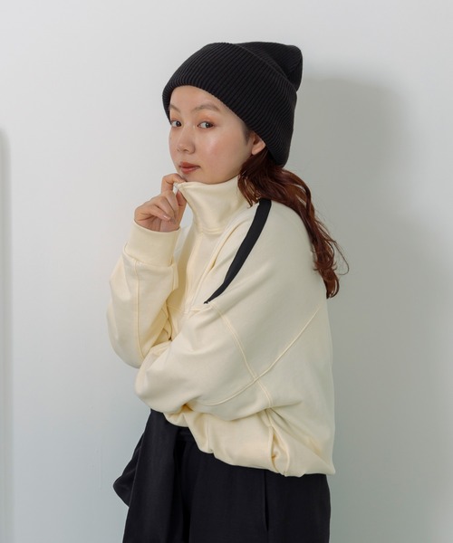 KBF（ケイビーエフ）の「『とみい×KBF』ショルダーラインハーフZIPプルオーバー（Tシャツ/カットソー）」 - WEAR