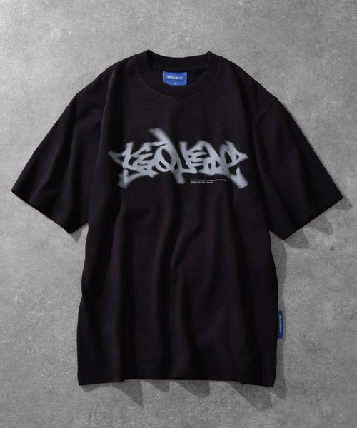 SEQUENZ（シークエンズ）の「【SEQUENZ/シークエンズ】別注 ヴィンテージライクフェード加工 半袖Tシャツ（Tシャツ/カットソー）」 - WEAR