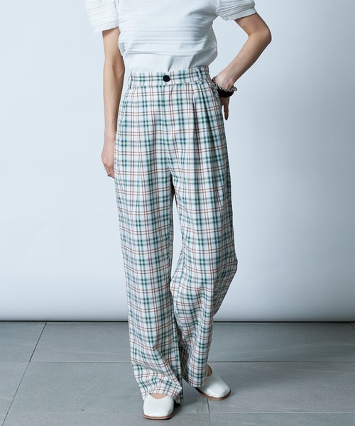 SETUP7（セットアップセブン）の「風通しの良いサラッとした素材。【SETUP7】グリーンチェックタックパンツ SCCH（その他パンツ）」 - WEAR