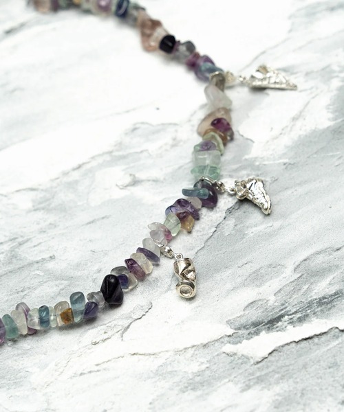 NARRATIVE PLATOON（ナラティブ プラトゥーン）の「NARRATIVEPLATOON:BASE CHOKER NECKLACE -BEADS MULTI（ネックレス）」 - WEAR