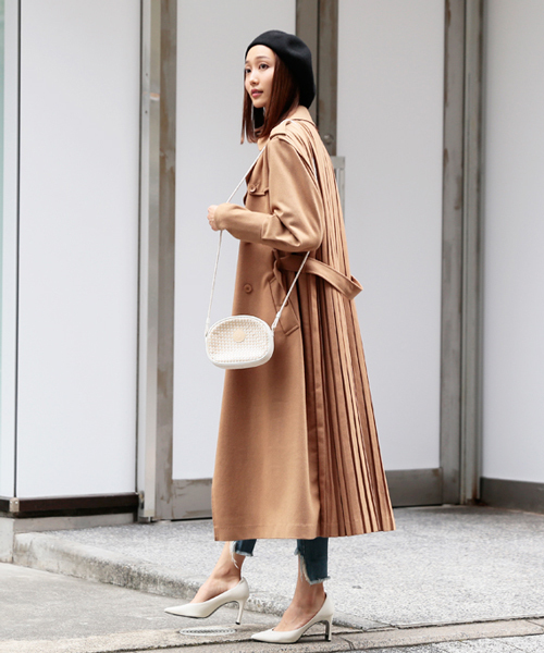 AMERI（アメリ）の「BACK PLEATS TRENCH（トレンチコート）」 - WEAR