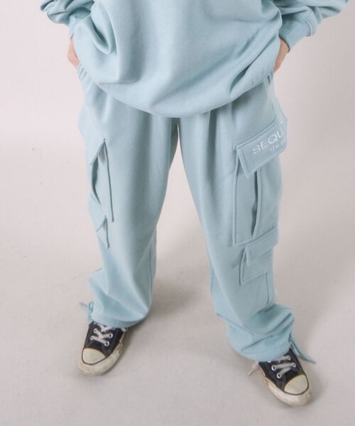 SEQUENZ（シークエンズ）の「【SEQUENZ】 UTILITY POCKET CARGO PANTS / ロゴ 刺繍 カーゴ ポケット スウェット パンツ ドローコード（スウェットパンツ ...