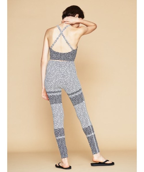 emmi（エミ）の「【emmi yoga】プリントブラ（ブラジャー）」 - WEAR