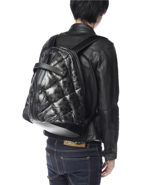 KENJIIKEDA（ケンジイケダ）の「KENJI IKEDA レオパード柄リュック（バックパック/リュック）」 - WEAR