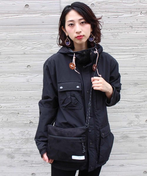 Sinfu（シンフ）の「【SINFU/ シンフ】スエード サコッシュ（ショルダーバッグ）」 - WEAR