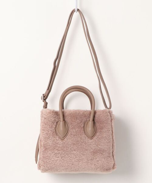 cache cache（カシュ カシュ）の「カシュカシュ cachecache / フェイクファー3つ口スクエア2wayトート（トートバッグ）」 - WEAR