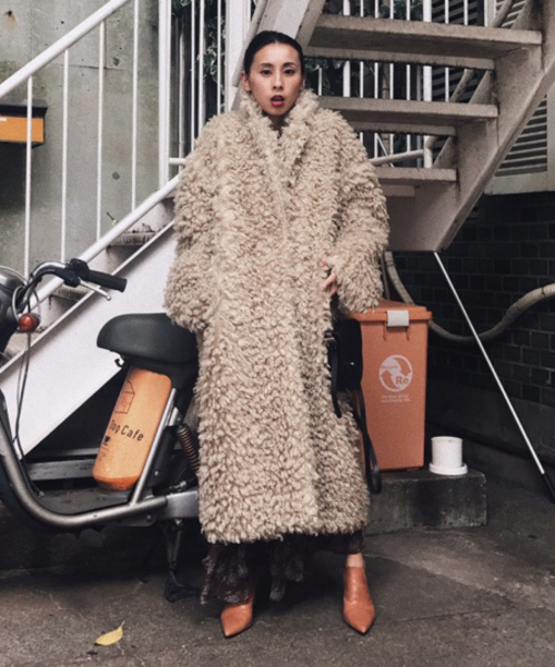 AMERI（アメリ）の「POODLE ECO FUR COAT（その他アウター）」 - WEAR
