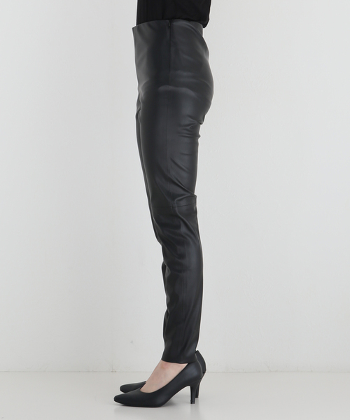 Room no.8（ルームエイト）の「【ROOM NO.8】 F/LEATHER SKINNY パンツ（その他パンツ）」 - WEAR