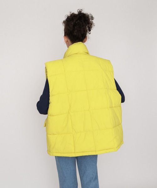 Levi's（リーバイス）の「ROMY PUFFER VEST WARM OLIVE（ダウンベスト）」 - WEAR