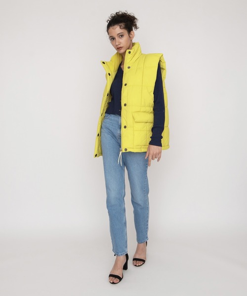 Levi's（リーバイス）の「ROMY PUFFER VEST WARM OLIVE（ダウンベスト）」 - WEAR