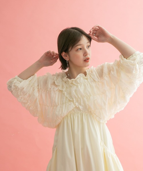 KBF（ケイビーエフ）の「マルチWAYシャーリングブラウス（シャツ/ブラウス）」 - WEAR