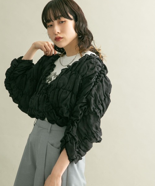 KBF（ケイビーエフ）の「マルチWAYシャーリングブラウス（シャツ/ブラウス）」 - WEAR