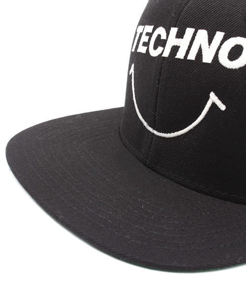 SARCASTIC（サキャスティック）の「TECHNO CAP（キャップ）」 - WEAR