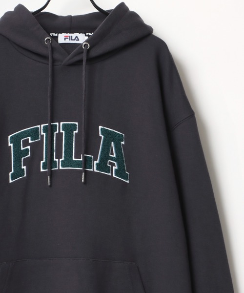 FILA（フィラ）の「FILA/フィラ 別注 オーバーサイズ カレッジロゴ ワッペン サガラ刺繍 スウェット レディース メンズ トレーナー ...