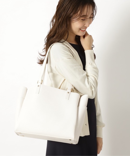 NATURAL BEAUTY BASIC（ナチュラルビューティーベーシック）の「ライトウエイト2WAYハンドルトート（トートバッグ）」 - WEAR