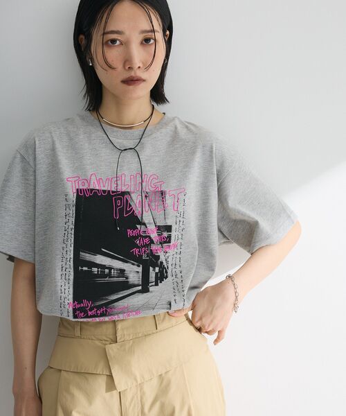 Green Parks（グリーンパークス）の「・DOUBLE FLAGS フォトプリントTEE（Tシャツ/カットソー）」 - WEAR