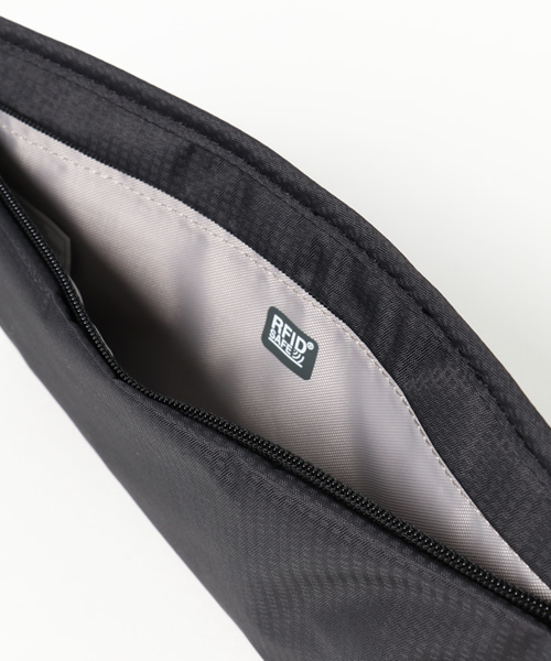 pacsafe（パックセーフ）の「pacsafe/パックセーフ Coversafe X100/カバーセーフ X100（ボディバッグ/ウエスト ...