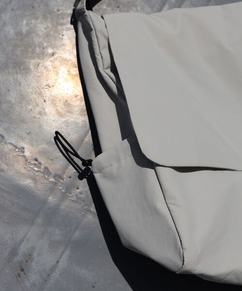 【SEQUENZ】TECH SHOULDER BAG / テックショルダーバッグ（ショルダーバッグ）｜SEQUENZ（シークエンズ）のファッション通販 - ZOZOTOWN