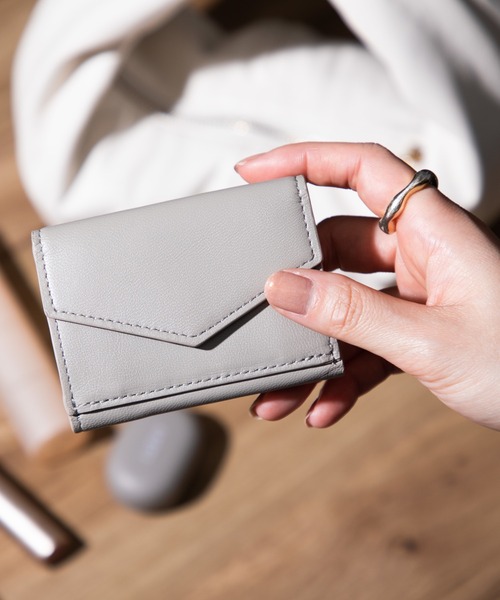 【セール】ギオネ ピタパタ レザー 三つ折り財布 ギフトBOX GUIONNET PITAPATA TRI-FOLD WALLET（財布 ...