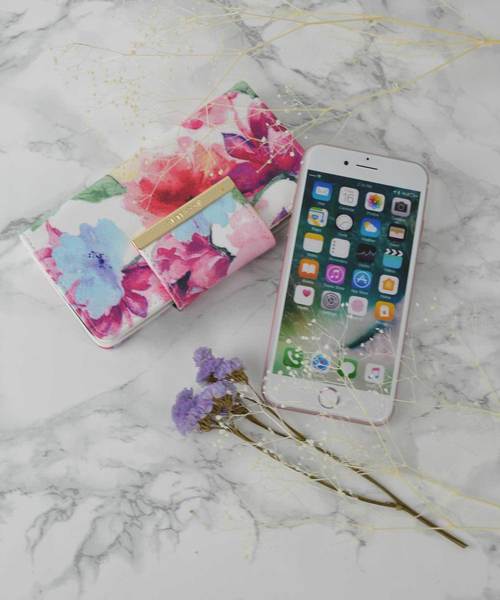 ALTROSE（アルトローズ）の「水彩花柄iPhoneケース ALTROSE アルトローズ [ブルーム] Phone SE iPhone8 iPhone7 iPhone6s iPhone6 ...