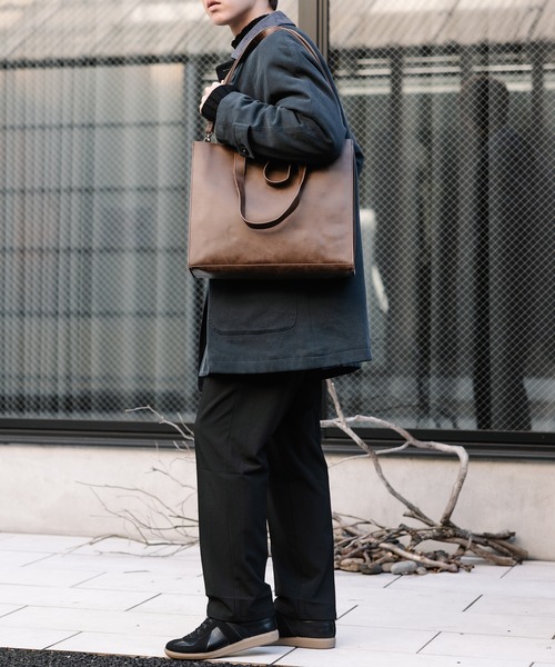 MAISON CLUB（メゾンクラブ）の「【MAISON CLUB】シンプルスクエアトートバッグ KNF（トートバッグ）」 - WEAR