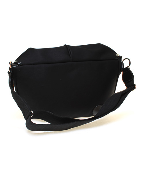 pokit（ポキット）の「pokit CLASSIC CAPSULE M（ショルダーバッグ）」 - WEAR