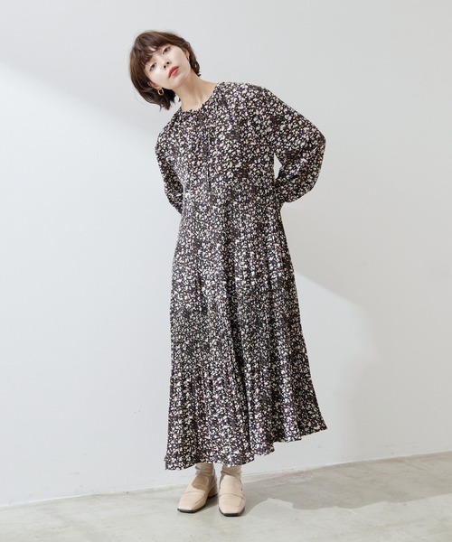 ear PAPILLONNER（イアパピヨネ）の「シャーリングワンピース【SUM1 STYLE(スミスタイル)】（ワンピース）」 - WEAR