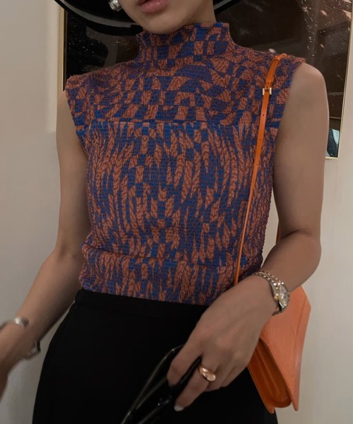 AMERI（アメリ）の「GEOMETRIC PATTERN SHIRRING TOP（ニット/セーター）」 - WEAR