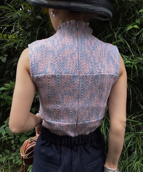 AMERI（アメリ）の「GEOMETRIC PATTERN SHIRRING TOP（ニット/セーター）」 - WEAR