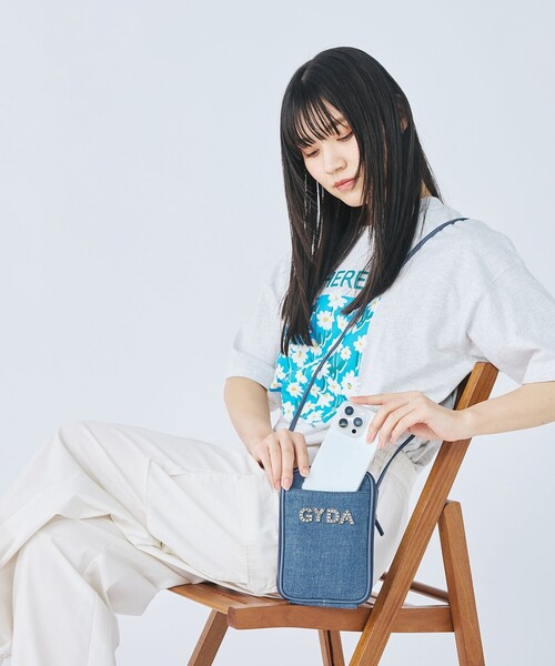 GYDA（ジェイダ）の「GYDA(ジェイダ)スマホショルダー マルチポシェット GY-B294 ラインストーンロゴ（ショルダーバッグ）」 - WEAR