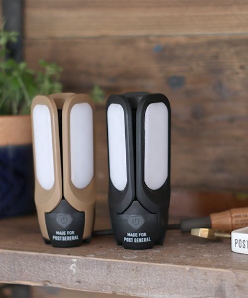 POST GENERAL（ポストジェネラル）の「POST GENERAL トリパネルソーラーチャージ LEDライト（アウトドアグッズ）」 - WEAR