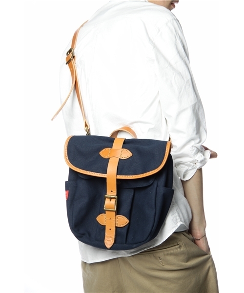 SHIPS（シップス）の「FILSON RED LABEL: SMALL FIELD BAG（ショルダーバッグ）」 - WEAR
