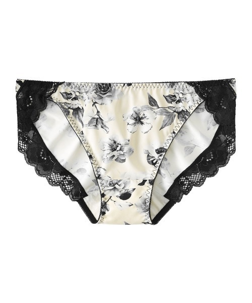 aimerfeel（エメフィール）の「アッシュフラワー プレーンショーツ（ショーツ）」 - WEAR