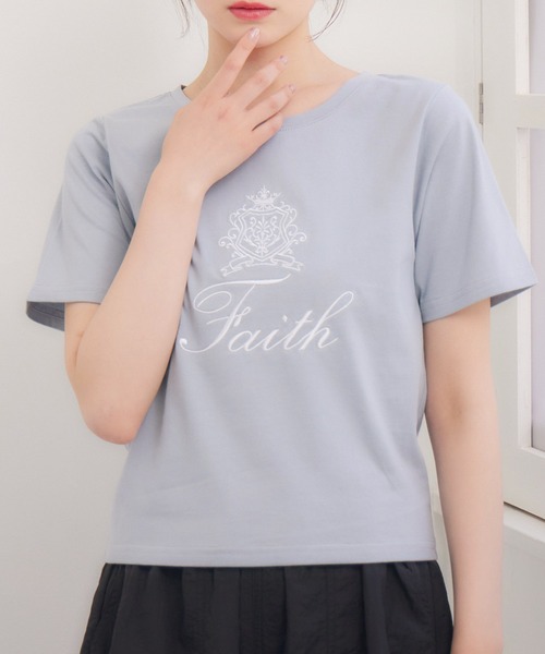 ems excite（エムズエキサイト）の「アソートロゴ刺繍TEE（Tシャツ/カットソー）」 - WEAR