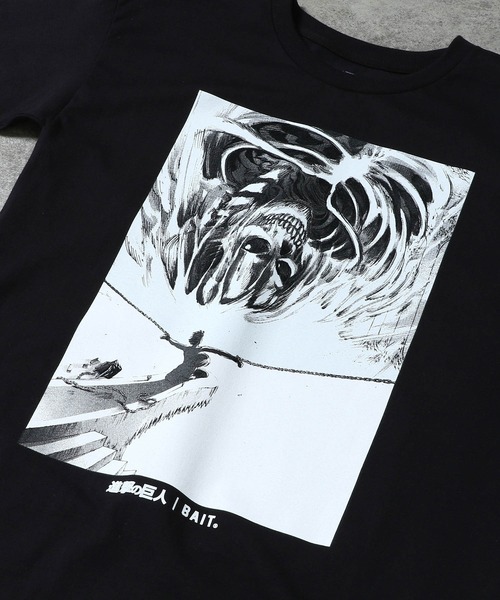 BAIT（ベイト）の「BAIT × 進撃の巨人 KING REISS TEE 224-AOT-TEE-012（Tシャツ/カットソー）」 - WEAR