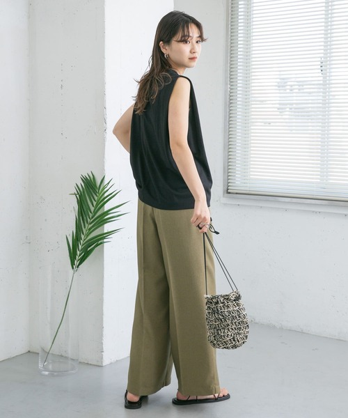 KBF（ケイビーエフ）の「『UR TECH ひやサラクール』ショルダータックカットソー（Tシャツ/カットソー）」 - WEAR