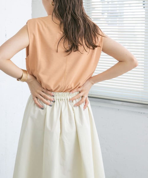 KBF（ケイビーエフ）の「『UR TECH ひやサラクール』ショルダータックカットソー（Tシャツ/カットソー）」 - WEAR