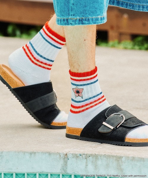 niko and...（ニコアンド）の「【STRANGER THINGS】コラボ ライン刺繍2Pソックス（ソックス/靴下）」 - WEAR