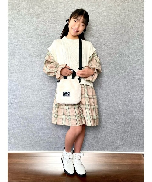 VIVIAN BLUE（ビビアンブルー）の「【VIVIAN BLUE】フェイクファー巾着ショルダー（ショルダーバッグ）」 - WEAR