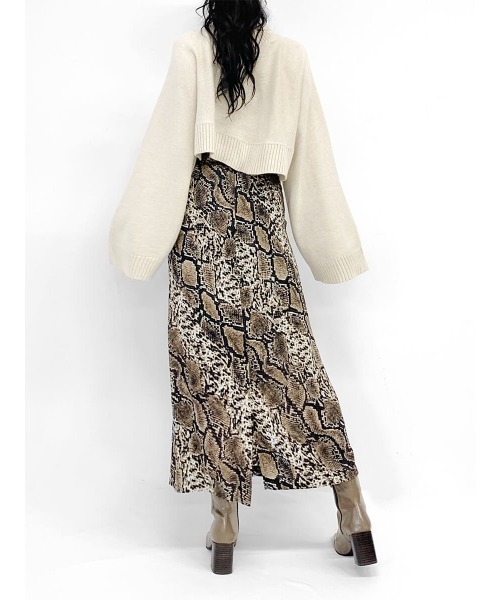 LVEU.（ラブユ.）の「Python skirt / パイソンスカート（スカート）」 - WEAR
