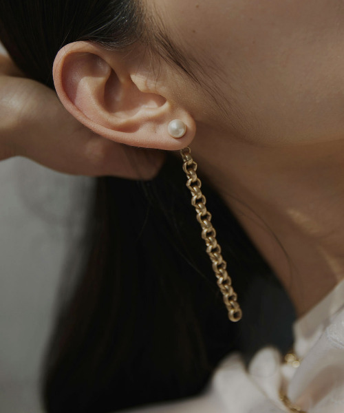 AMERI（アメリ）の「PEARL PIERCE SET EAR CUFF（ピアス（片耳用））」 - WEAR