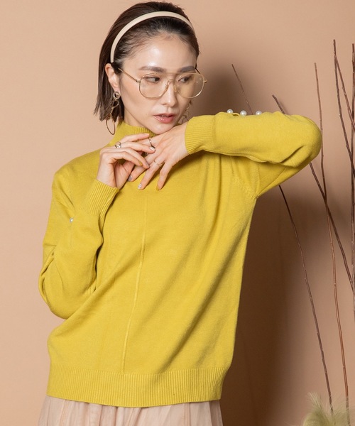 MHBG TOKYO（エムエイチビージートーキョー）の「袖パールハイネックニット（ニット/セーター）」 - WEAR