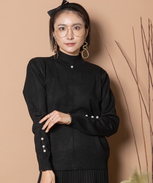 MHBG TOKYO（エムエイチビージートーキョー）の「袖パールハイネックニット（ニット/セーター）」 - WEAR