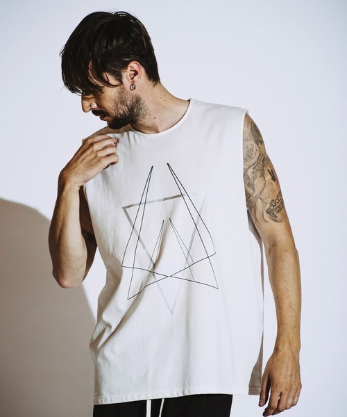 NO ID.】Geometric Print Sleeveless Big Pullover / ジオメトリック
